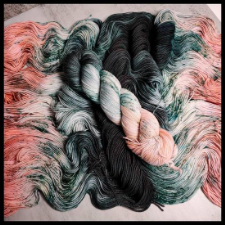 Flööf Fibre - Yarn Database